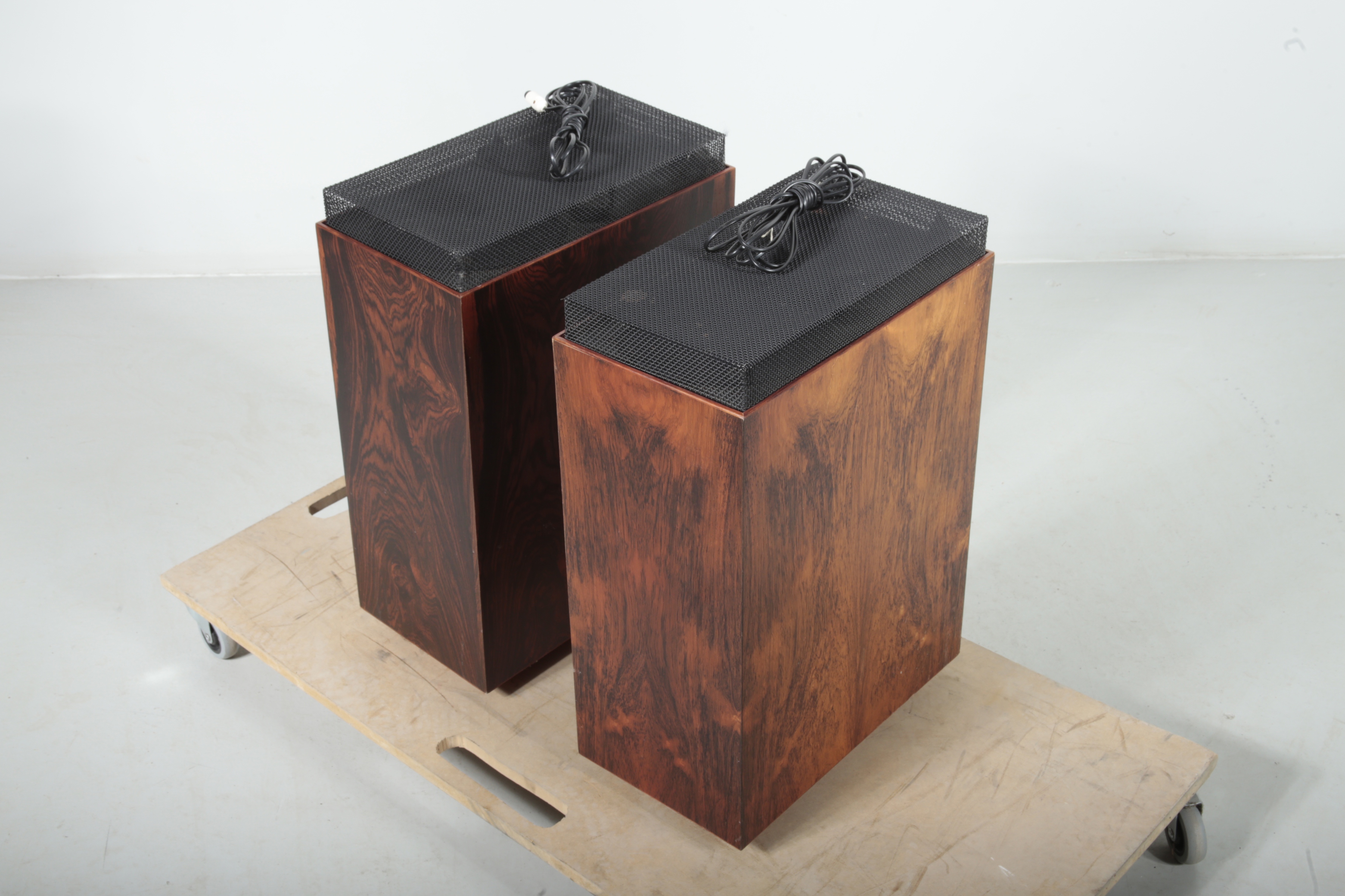 Högtalare Sonab, 1 par | Auktion.se