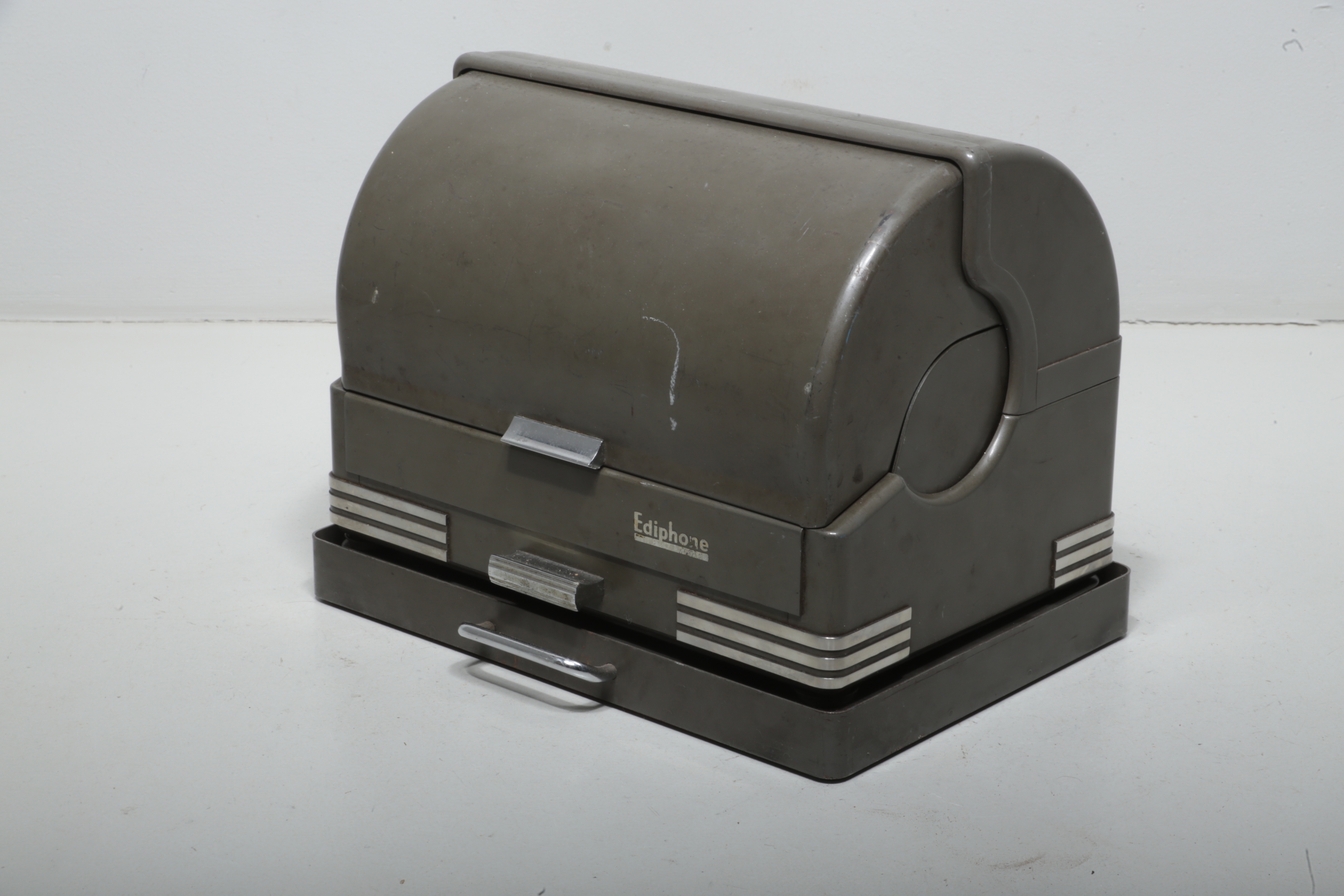 Ediphone cylinder recorder, märkt Thomas A Edison | Auktion