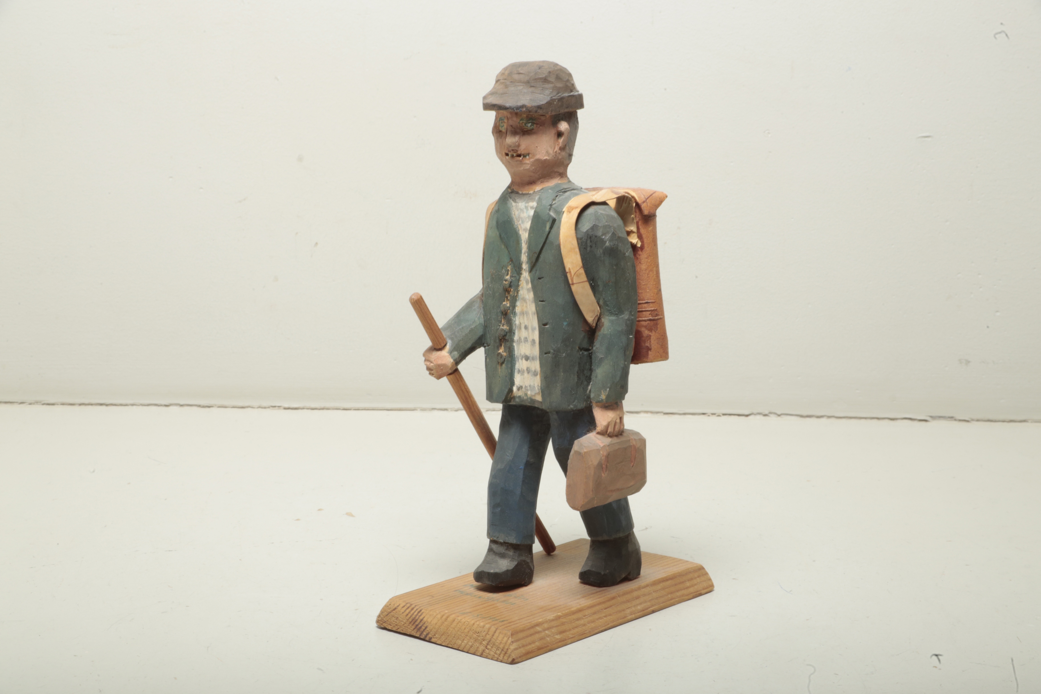 Edvin Svensson snidad träfigurin, signerad E.S 1968 | Auktion