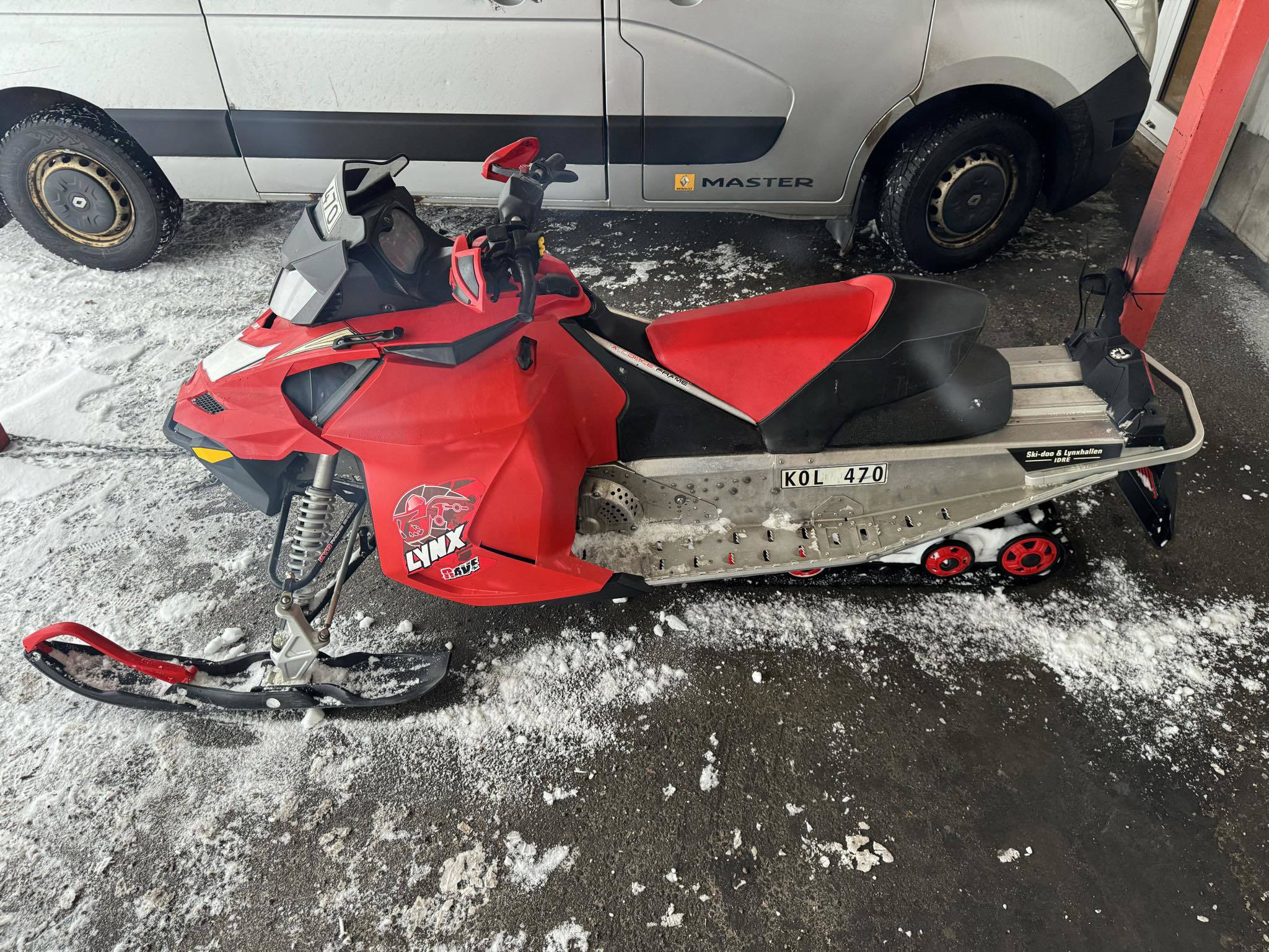Snöskoter Lynx Rave 550, årsmodell 201… | Auktion.se
