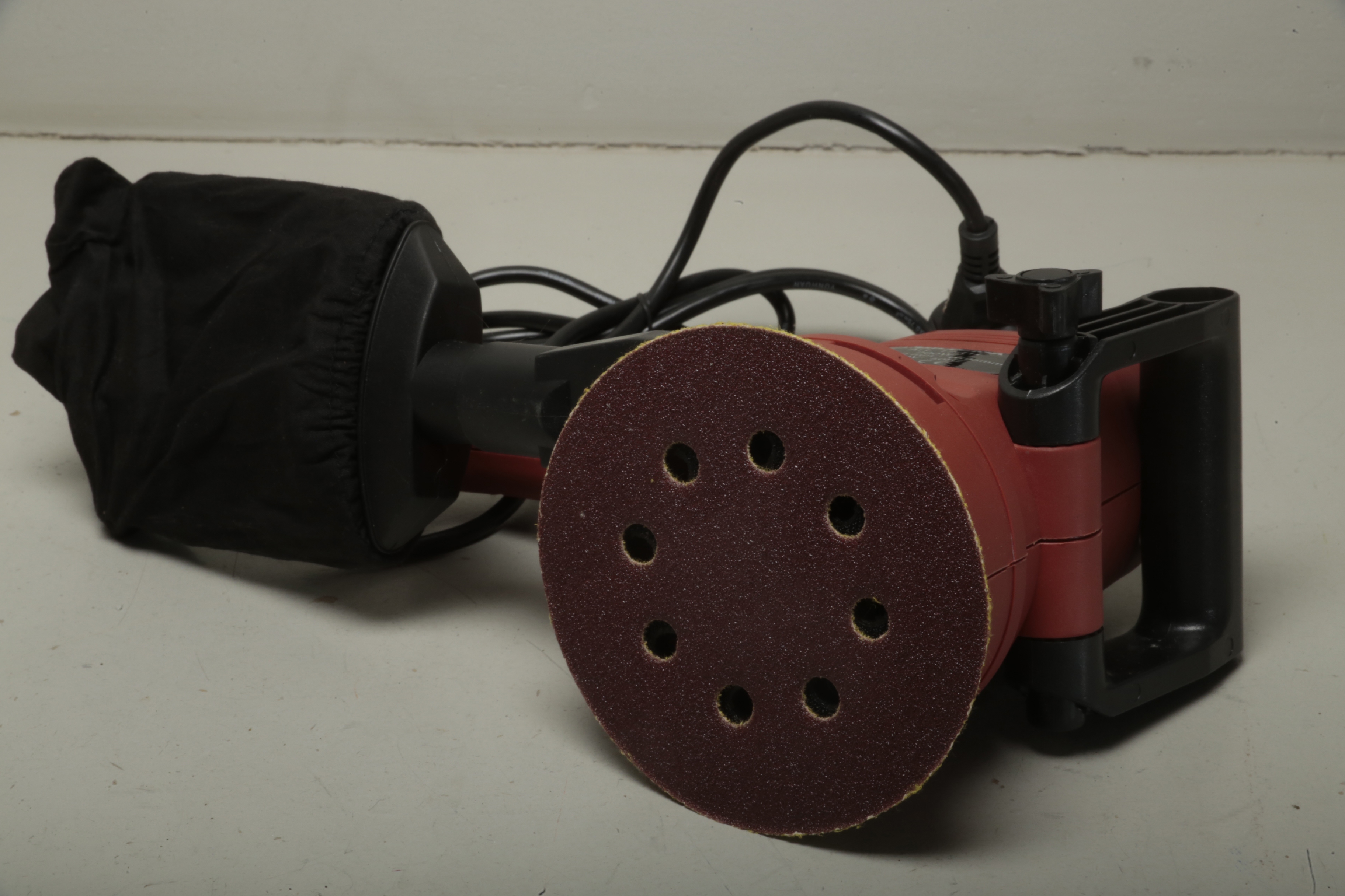 Excenterslipmaskin Biltema, 200W | Auktion.se