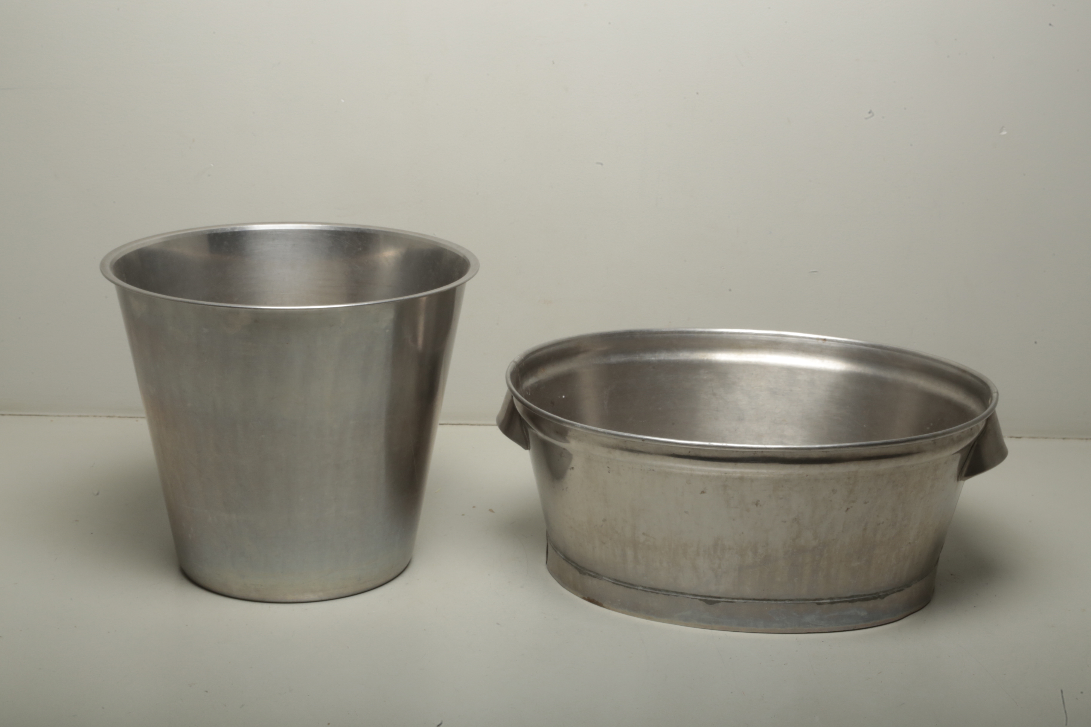 Rostfri balja Avesta, 12L + rostfri hink | Auktion.se