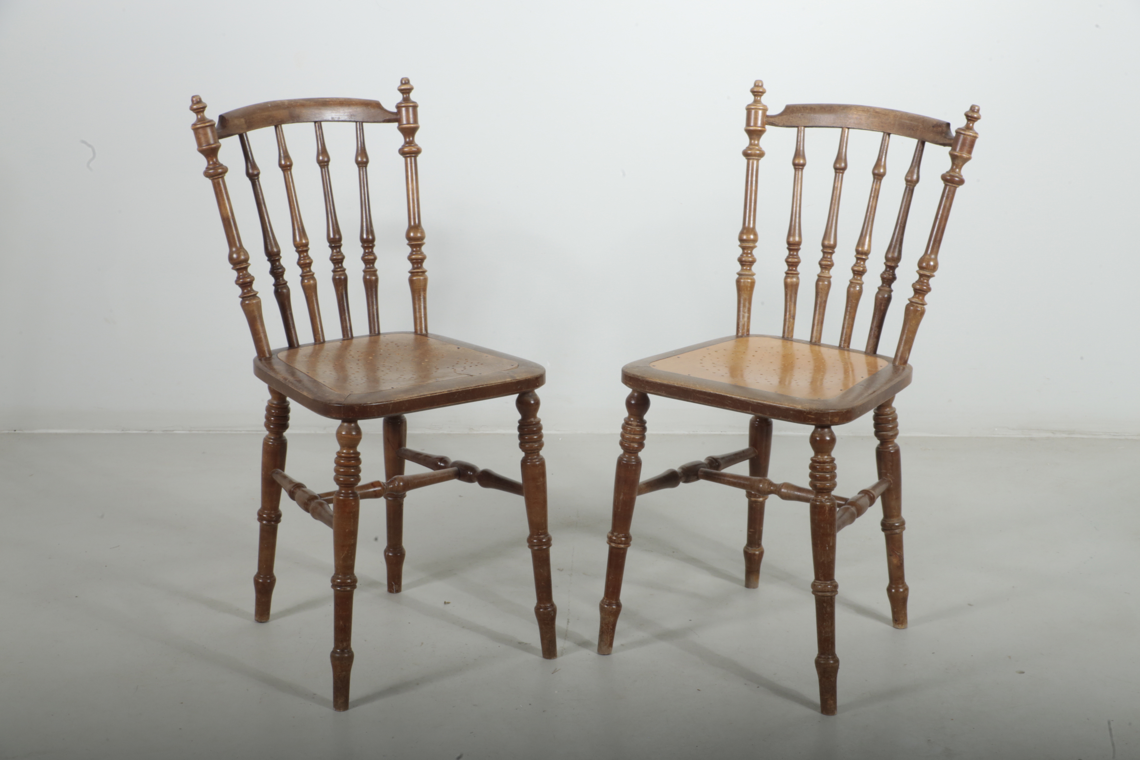 Stolar 1 par, 1930-1940 tal | Auktion.se